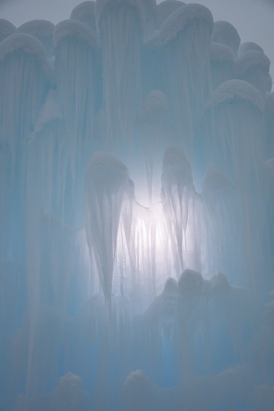 Travel & Adventure : Touring An Ice Castle - Room for Tuesday