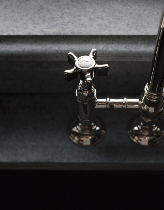 How to Mix Metals and Choose Kitchen Plumbing Fixtures & Hardware