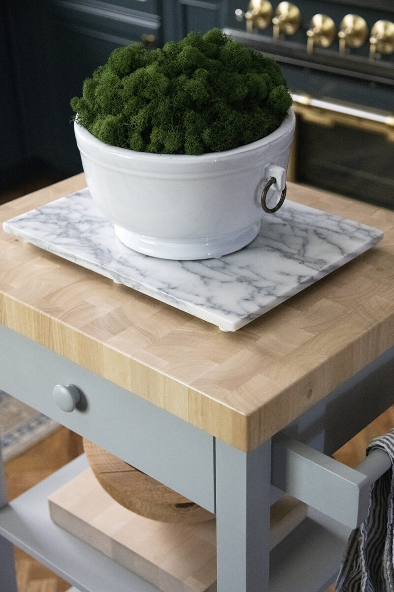 Easy Moss DIY Centerpiece for Summer
