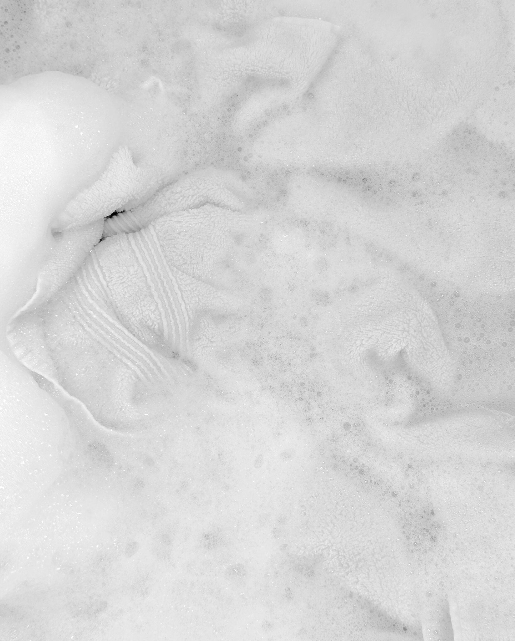 How to Wash Towels Back to White with Laundry Stripping