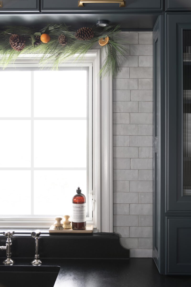 Christmas Tour: Decorating the Kitchen for the Holidays