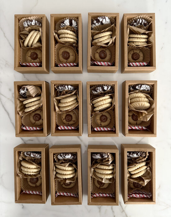Classic Holiday Cookie Boxes & Packaging Ideas