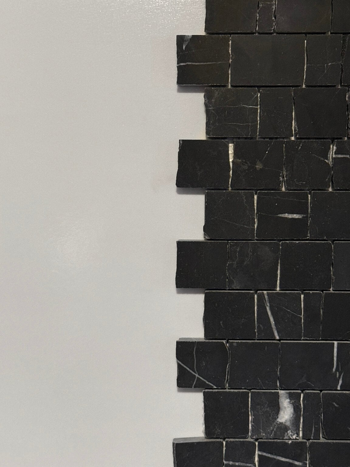How to Tile a Backsplash the Easy Way Using Mussel Bound