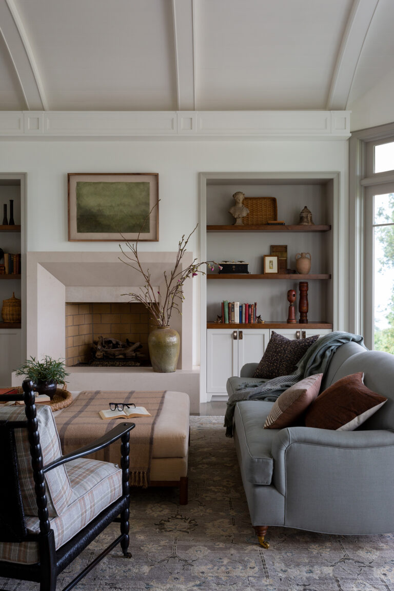 Home Tour: Mirada House by Kate Lester - Room for Tuesday