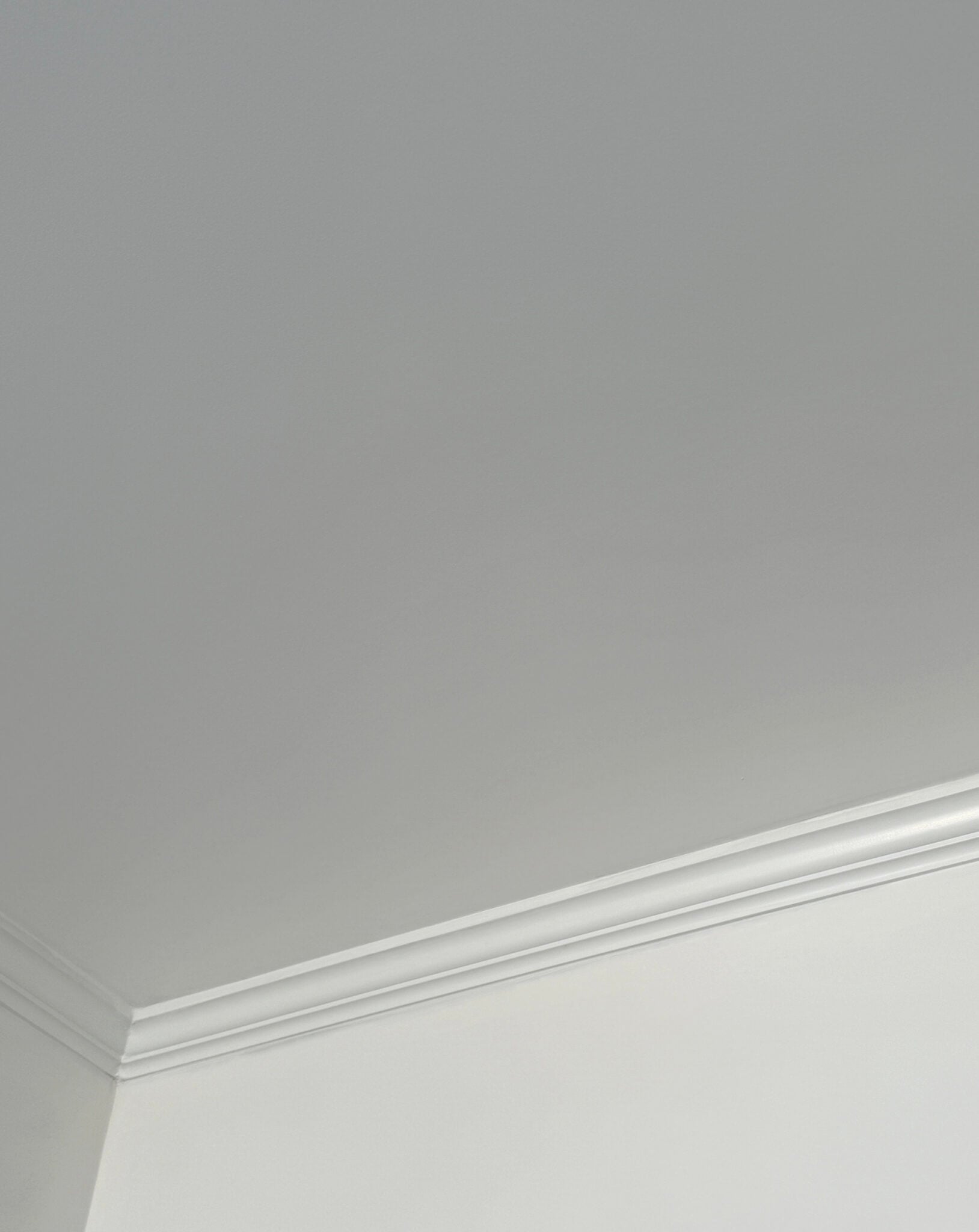 How to Smooth a Textured Ceiling (Skim Coat Tutorial)